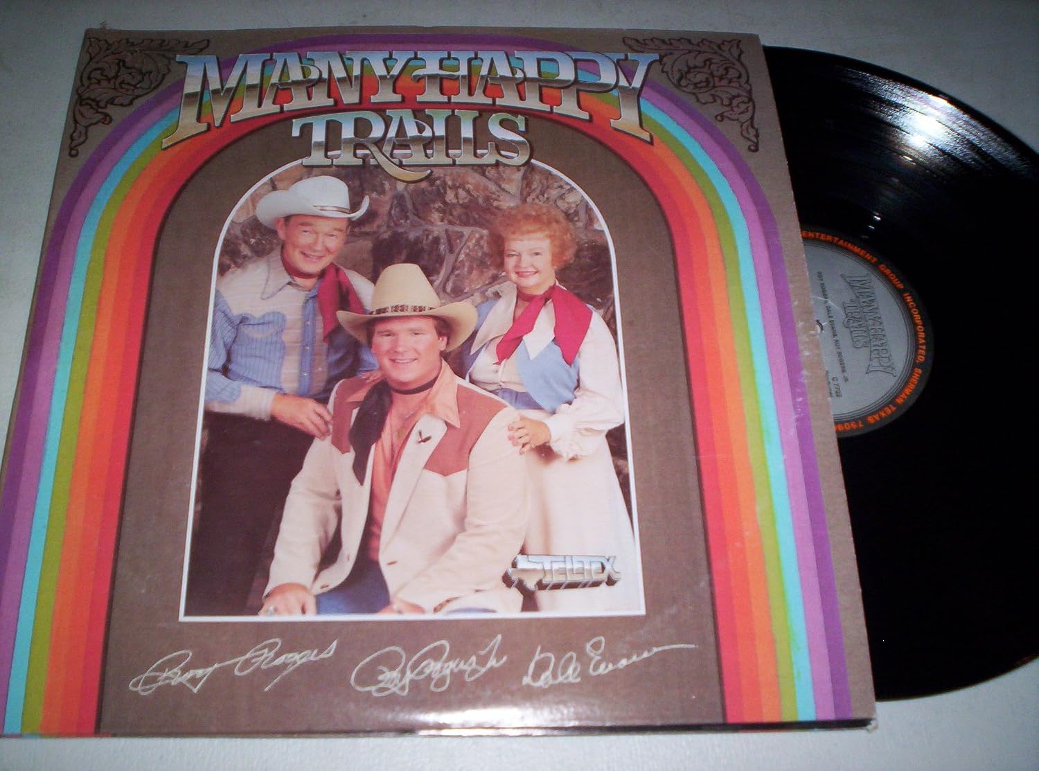 Roy Rogers, Dale Evans and Roy Rogers, Jr. - Many Happy Trails - Amazon ...
