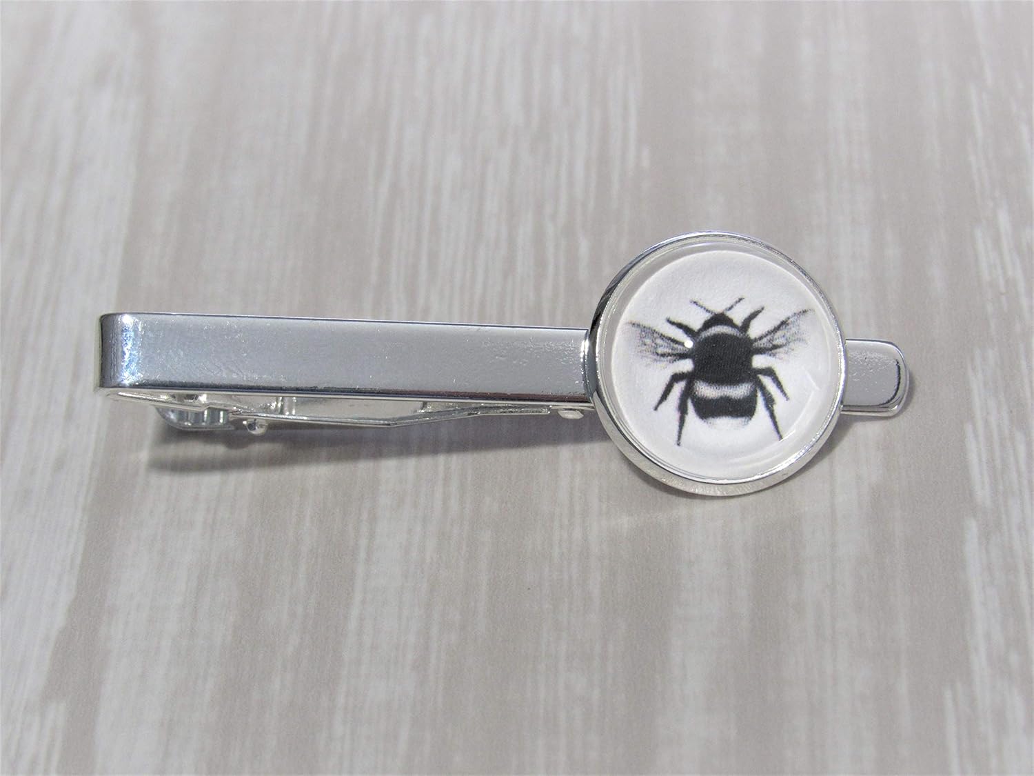 Amazon.com: Wildlife Bumble Bee Tie Clip, Insect Tie Bar, Mens Fashion ...