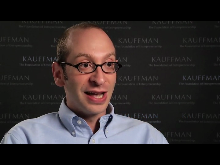 Amazon.com: The Half-life of Facts: Why Everything We Know Has an Expiration Date (9781591844723 ...