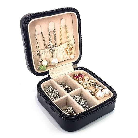 Amazon.com: Faux Leather Display Storage Case for Rings Earrings ...