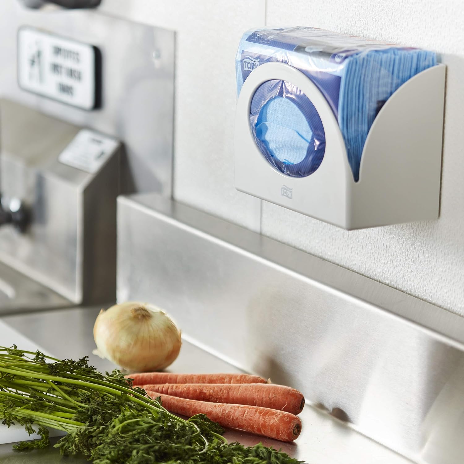 Tork Small Pack Dispenser White W8, Wall-Mounted, Performance Range ...