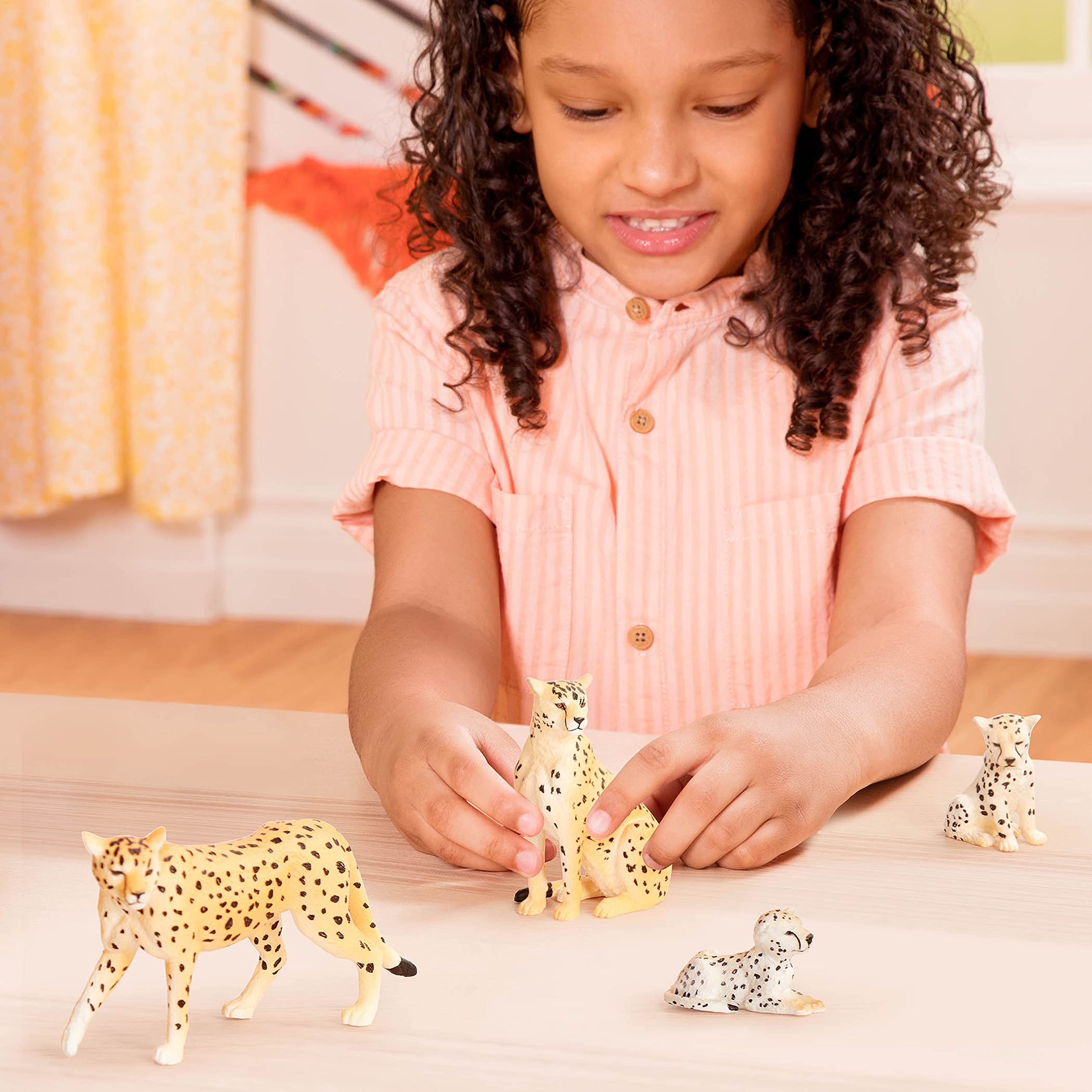 Mua Terra by Battat – 4 Pieces Cheetah Family – 1 – 4-Inch Plastic ...