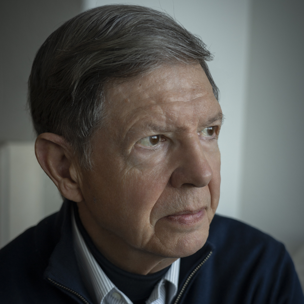 Robert McCaw – Audio Books, Best Sellers, Author Bio | Audible.com