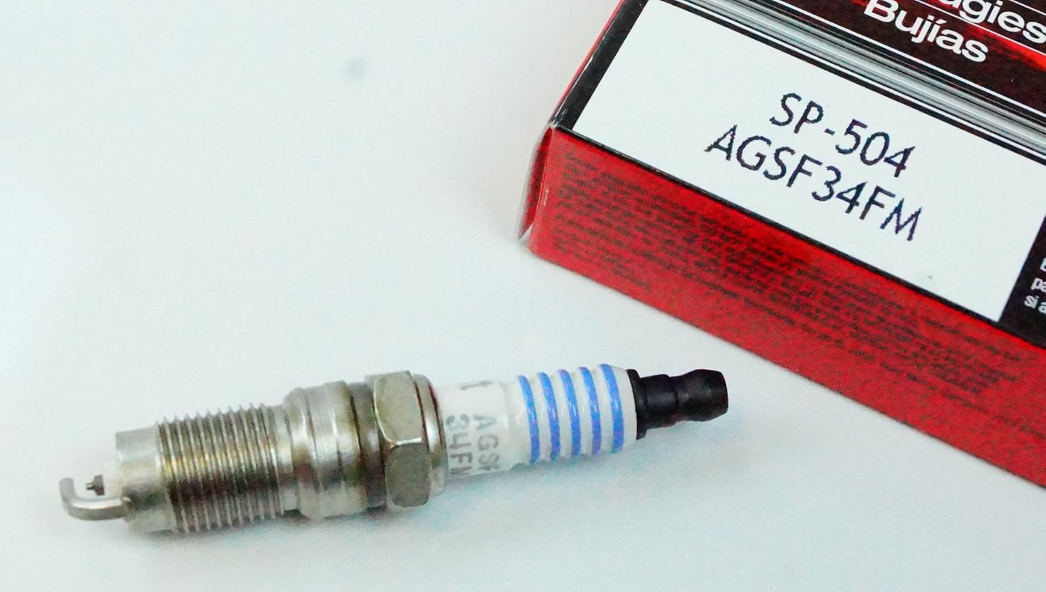 Motorcraft SP-504 Spark Plug AGSF34FM: Amazon.es: Coche y moto