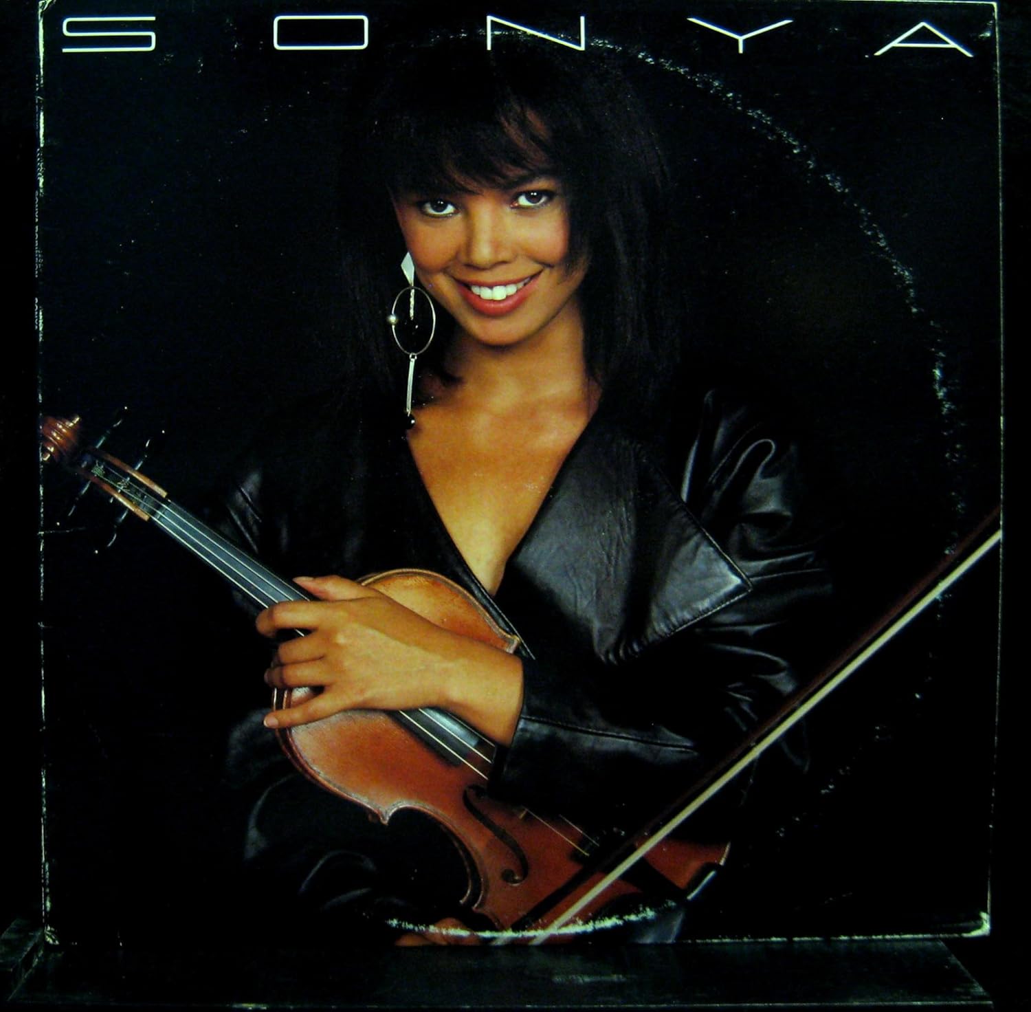 Sonya Robinson - SONYA ROBINSON SONYA vinyl record - Amazon.com Music