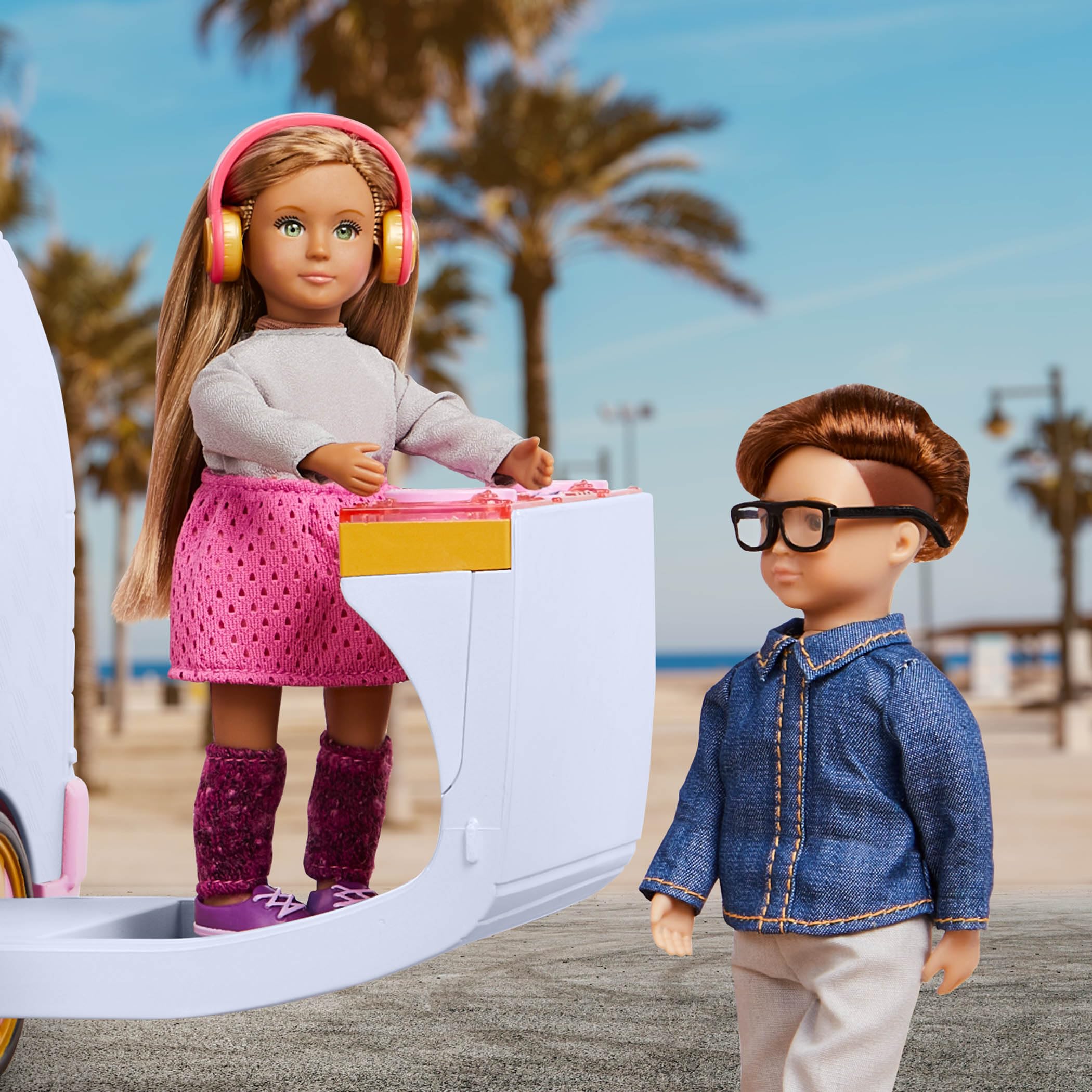 Mua Lori Dolls – Sweet Escape Luxury SUV – Vehicle for Mini Dolls ...