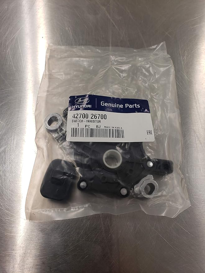 Hyundai 42700-26700 - OEM Part, Moldings - Amazon Canada