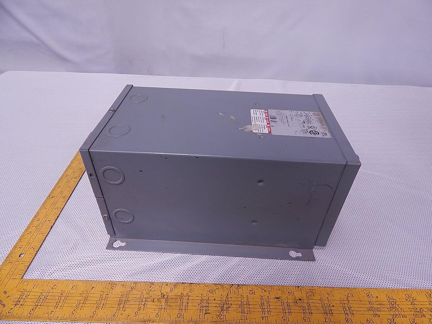 Transformer, 120/240VAC, 16/32VAC, 3kVA: Electronic Transformers ...