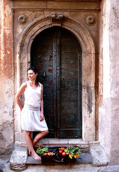 The Yoga Kitchen: Over 100 Vegetarian Recipes to Energise the Body ...