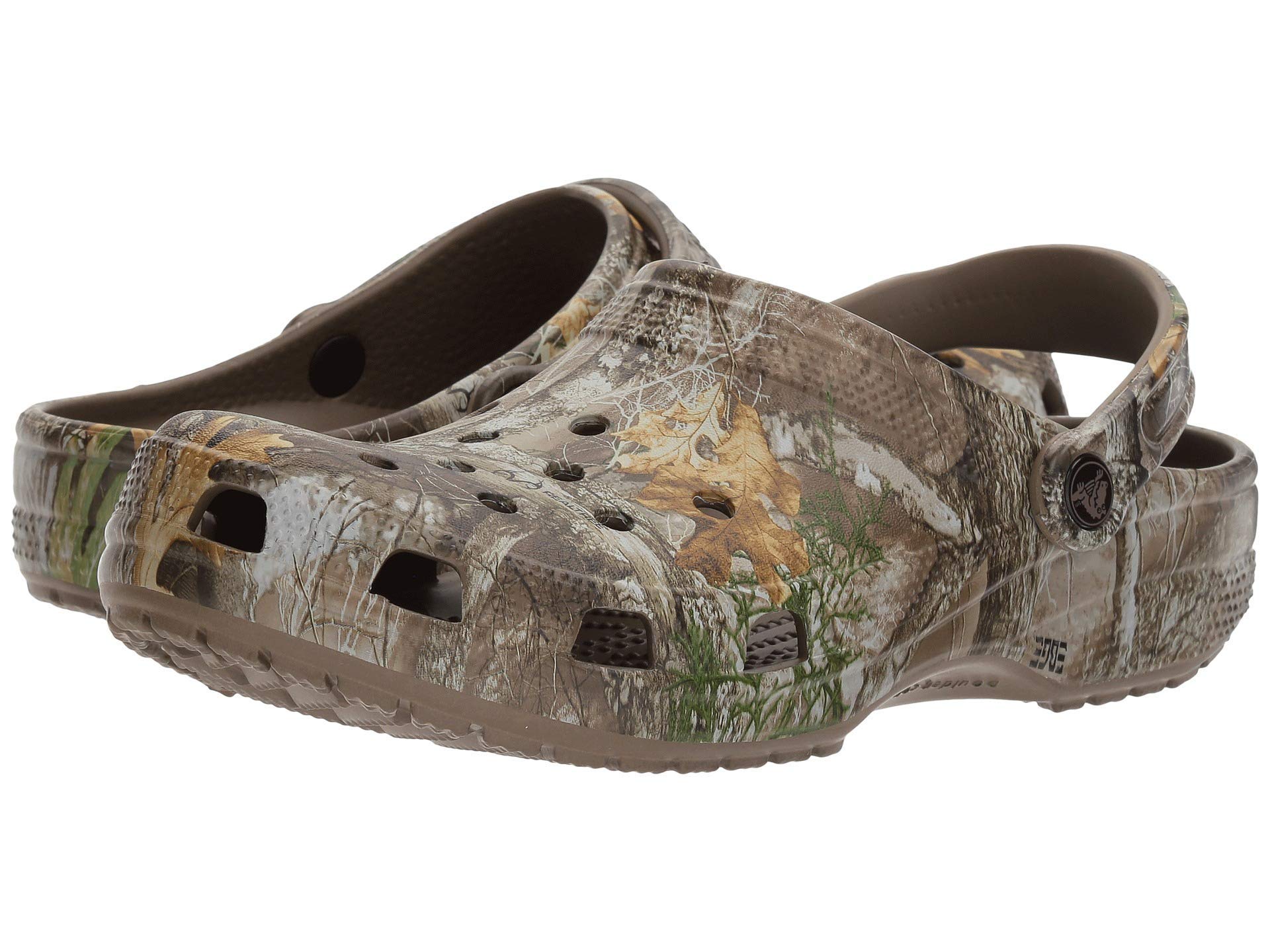 Crocs Unisex-Adult Classic Realtree Clog, Camo Shoes, Walnut, 4 Men/6 ...