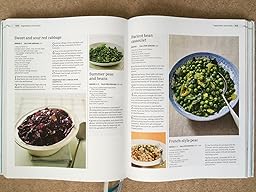 Mary Berry's Complete Cookbook: Over 650 recipes: Amazon.co.uk: Mary ...