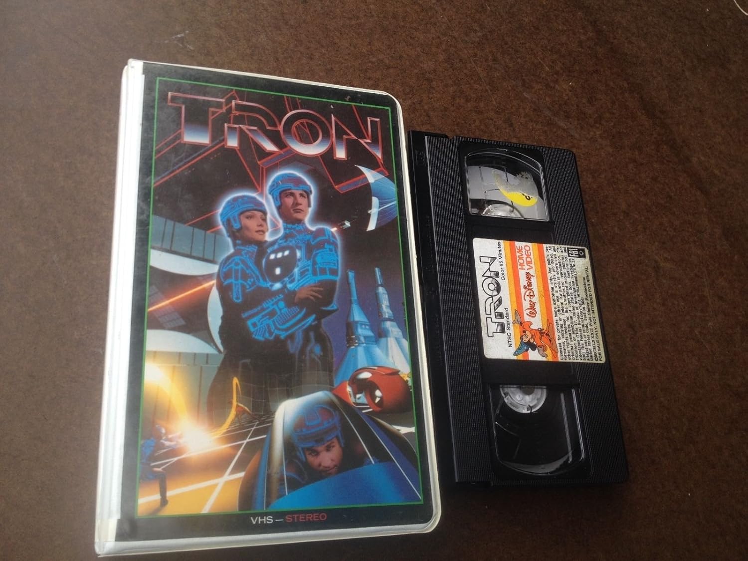 Amazon.com: Tron Disney VHS 1982 Original Release: Movies & TV