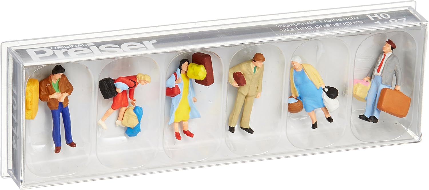 Amazon.com: Preiser 10114 Passengers Waiting HO Model Figure: Toys & Games