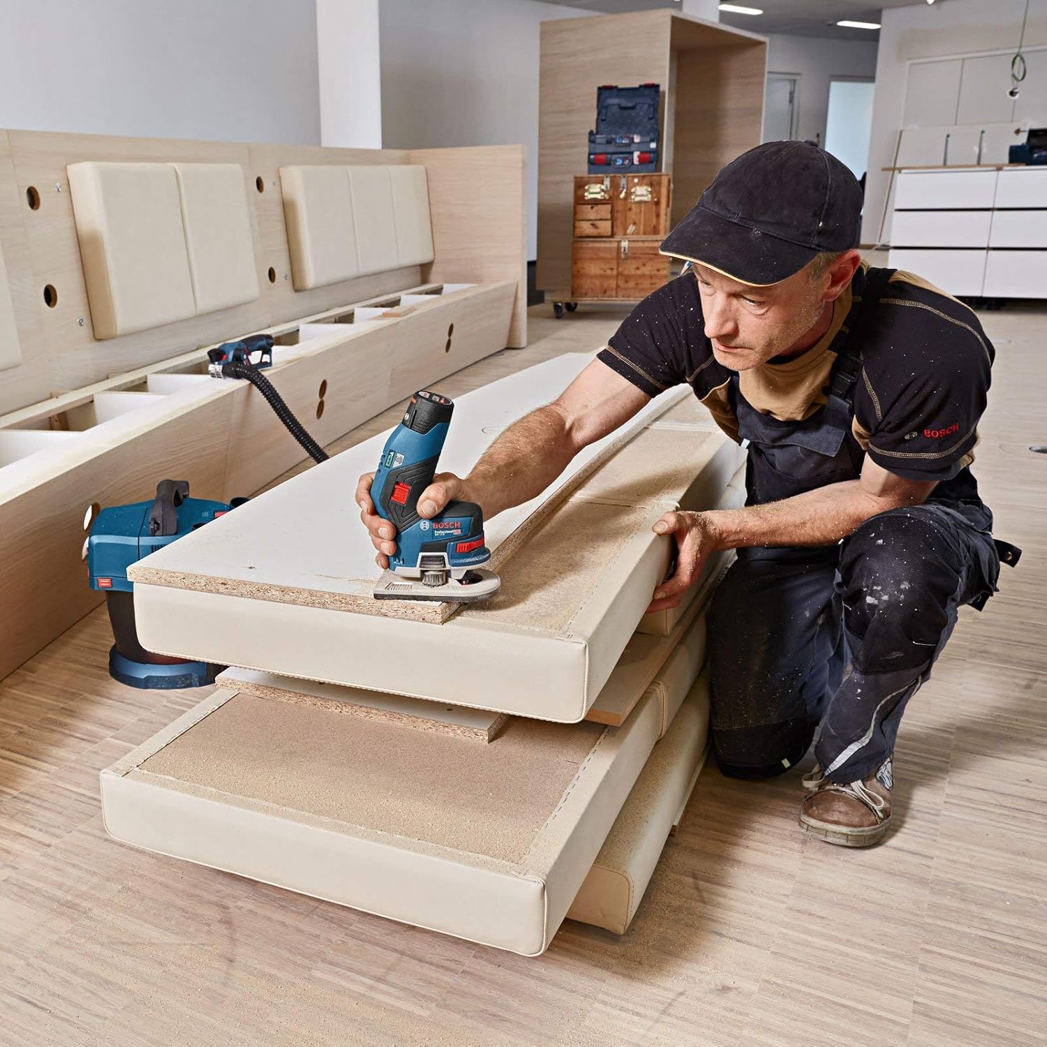 Bosch 06016B0072 GKF 12 V-8 12v Li-ion Brushless Router Bare Unit, Blue ...