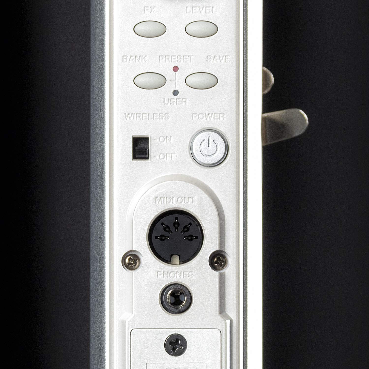 Mua Akai Professional EWI 5000 White Wind Synthesizer Electron Wind ...