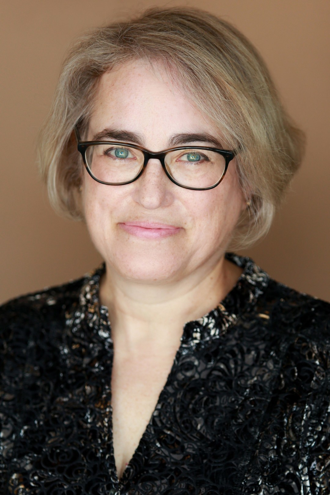 Laura K. Curtis – Audio Books, Best Sellers, Author Bio | Audible.com