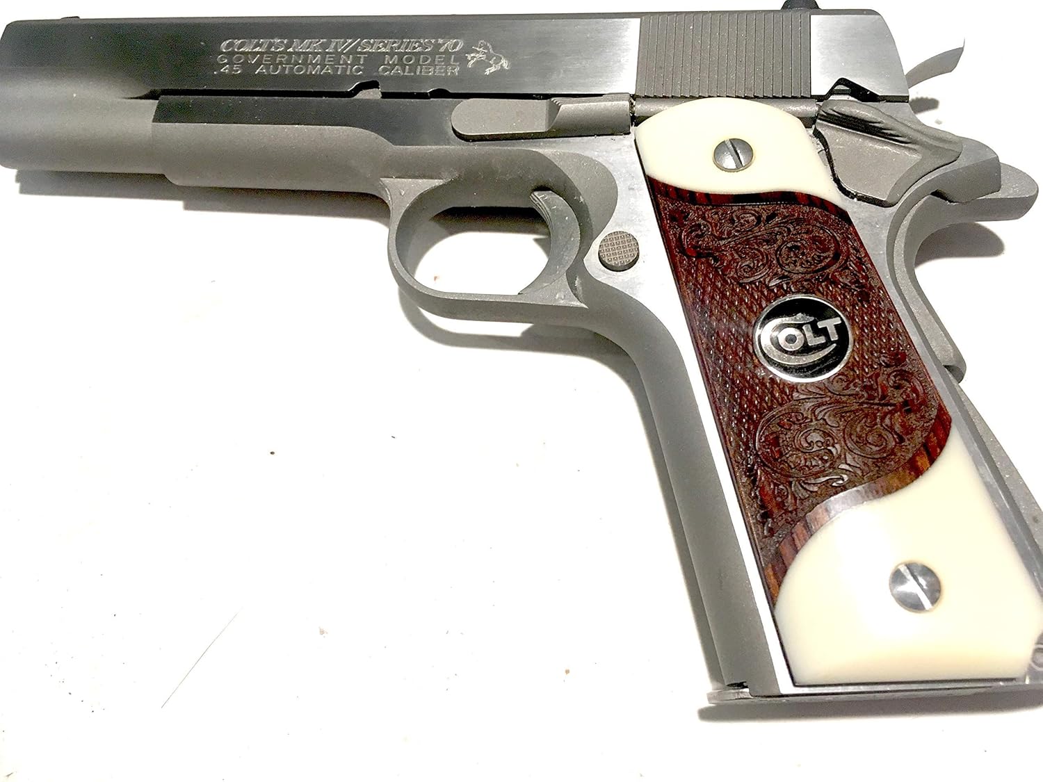 Amazon.com: 1911 GRIPS, SALE $49.73, FITS COLT FULL SIZE. BLACK ...