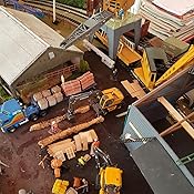 Dapol Model Railway Dockside Crane Plastic Kit - OO Scale 1/76: Amazon ...