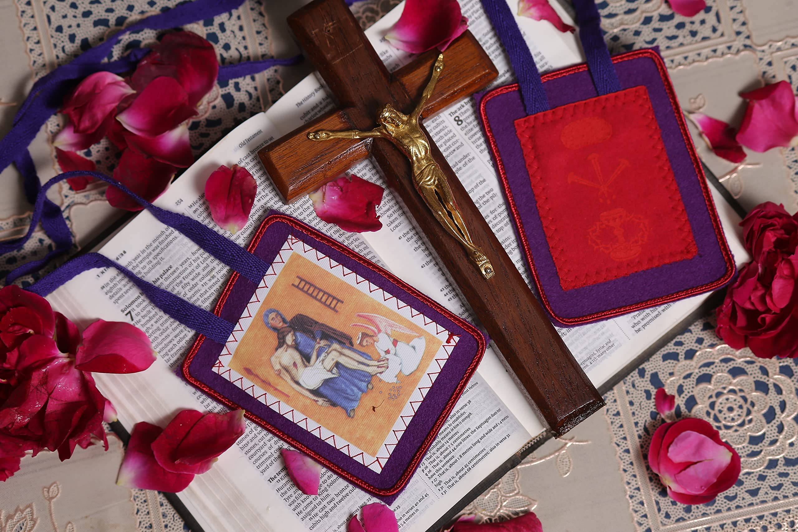 Mua Wool Scapulars Catholic - Purple Scapular of Benediction and ...