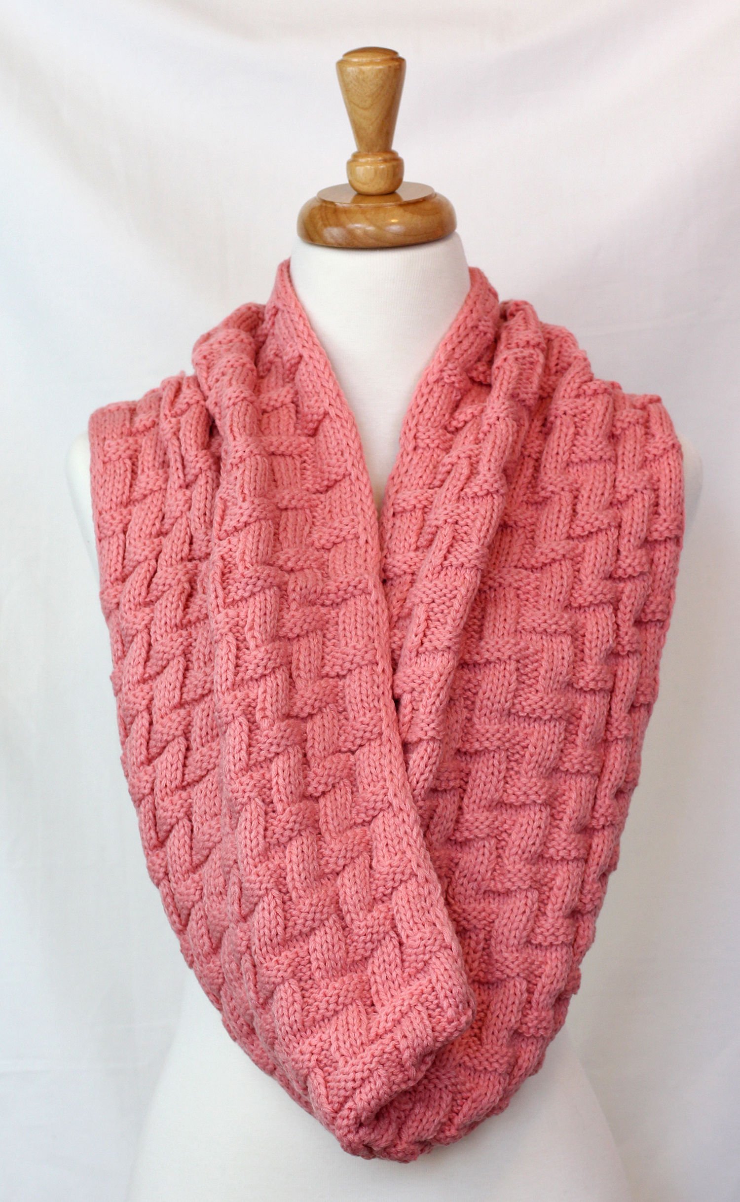 Cozy Chunky Knitted Infinity Scarf for Women / Men | Buy Scarves and Wraps