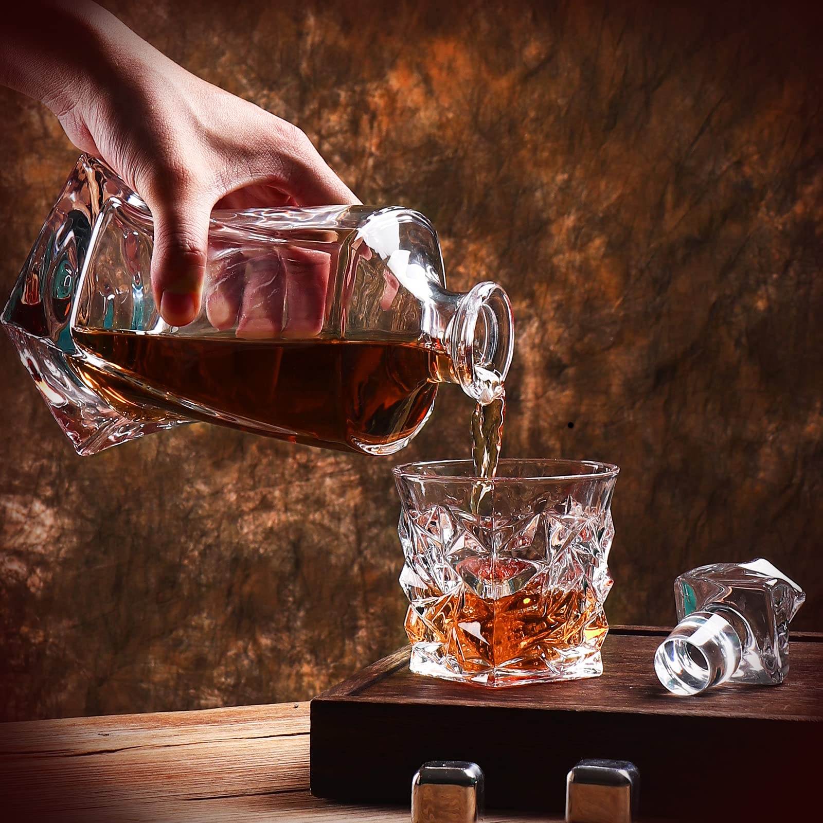 Mua Crystal Whiskey Decanters, Lead-free Decanter with Glass Stopper ...