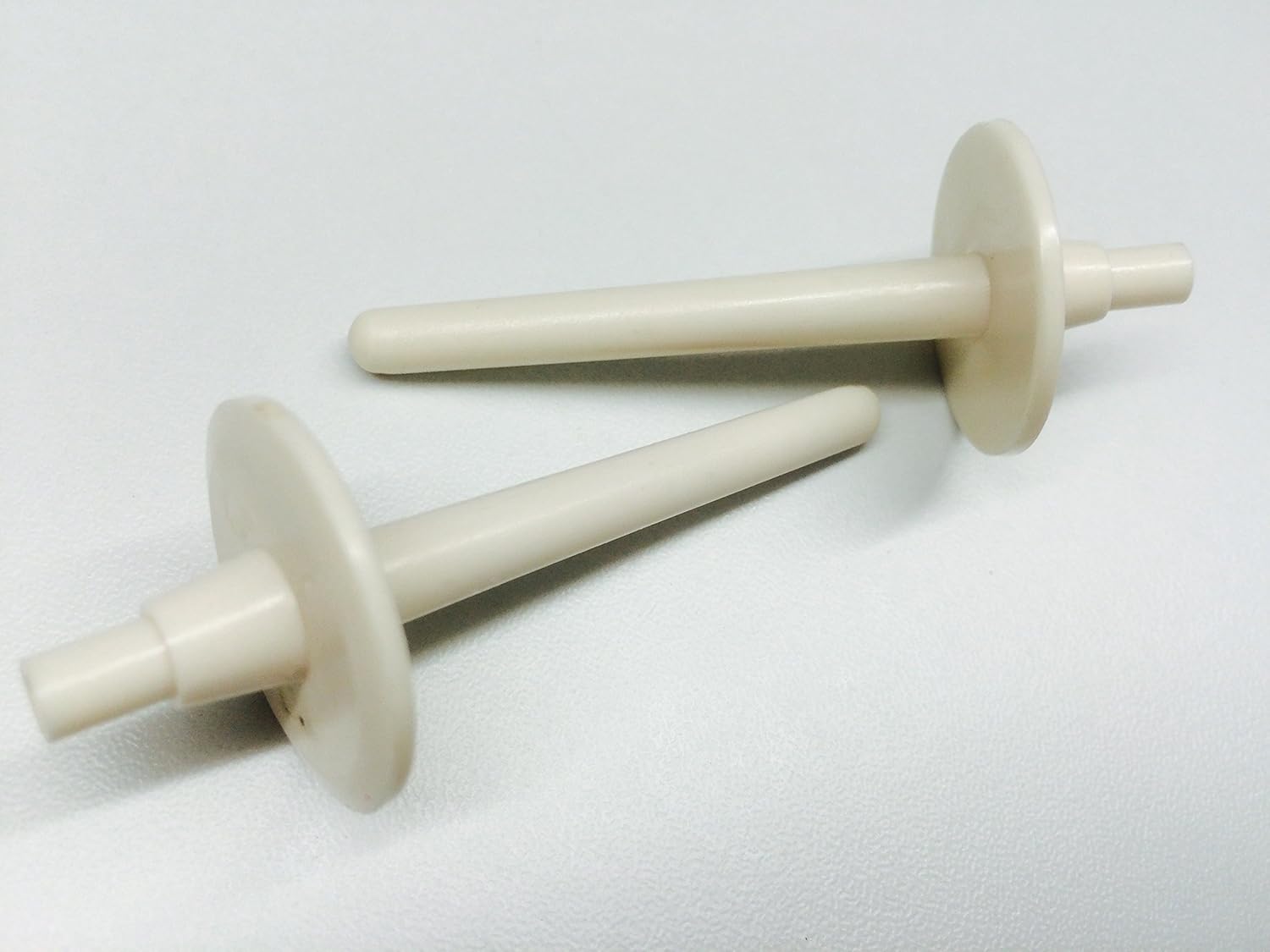 SET OF TWO TWIN NEEDLE SPOOL PIN. SEWING MACHINE SPOOL PIN. FITS LOTS ...