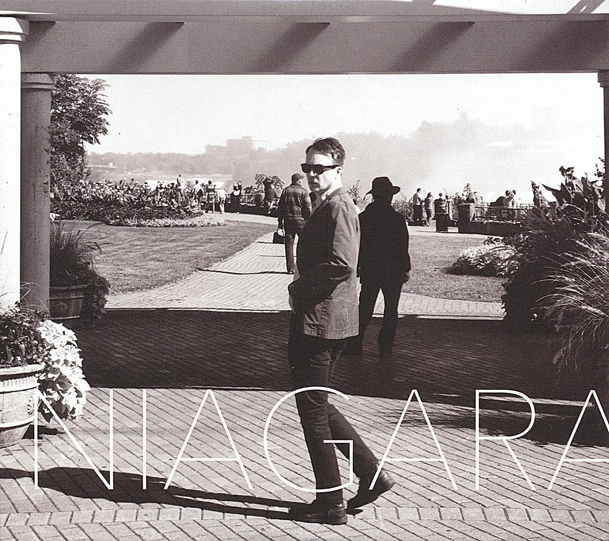 Niagara - Amazon.co.uk