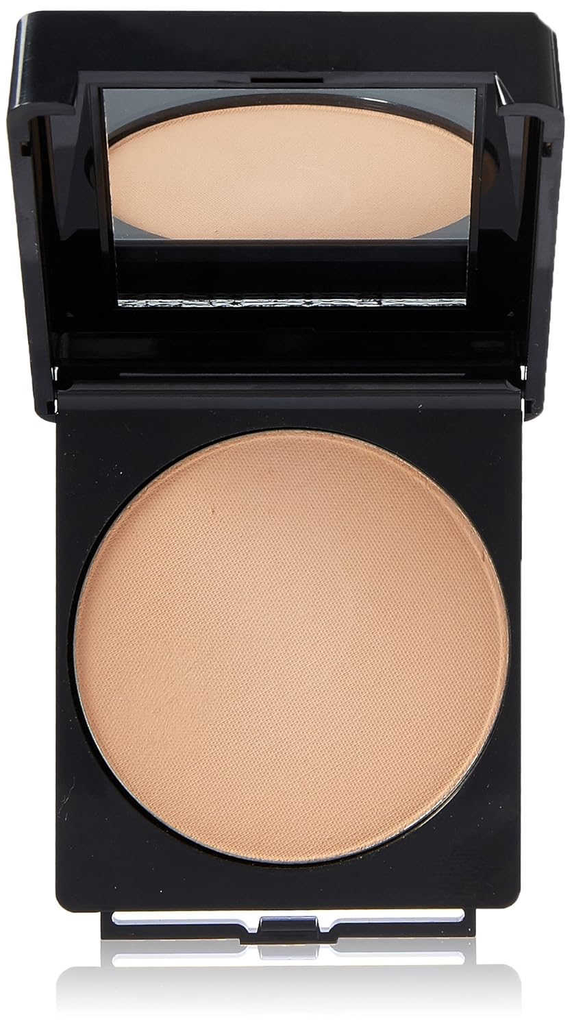 A Beginner's Guide To The Different Types Of Foundation Makeup