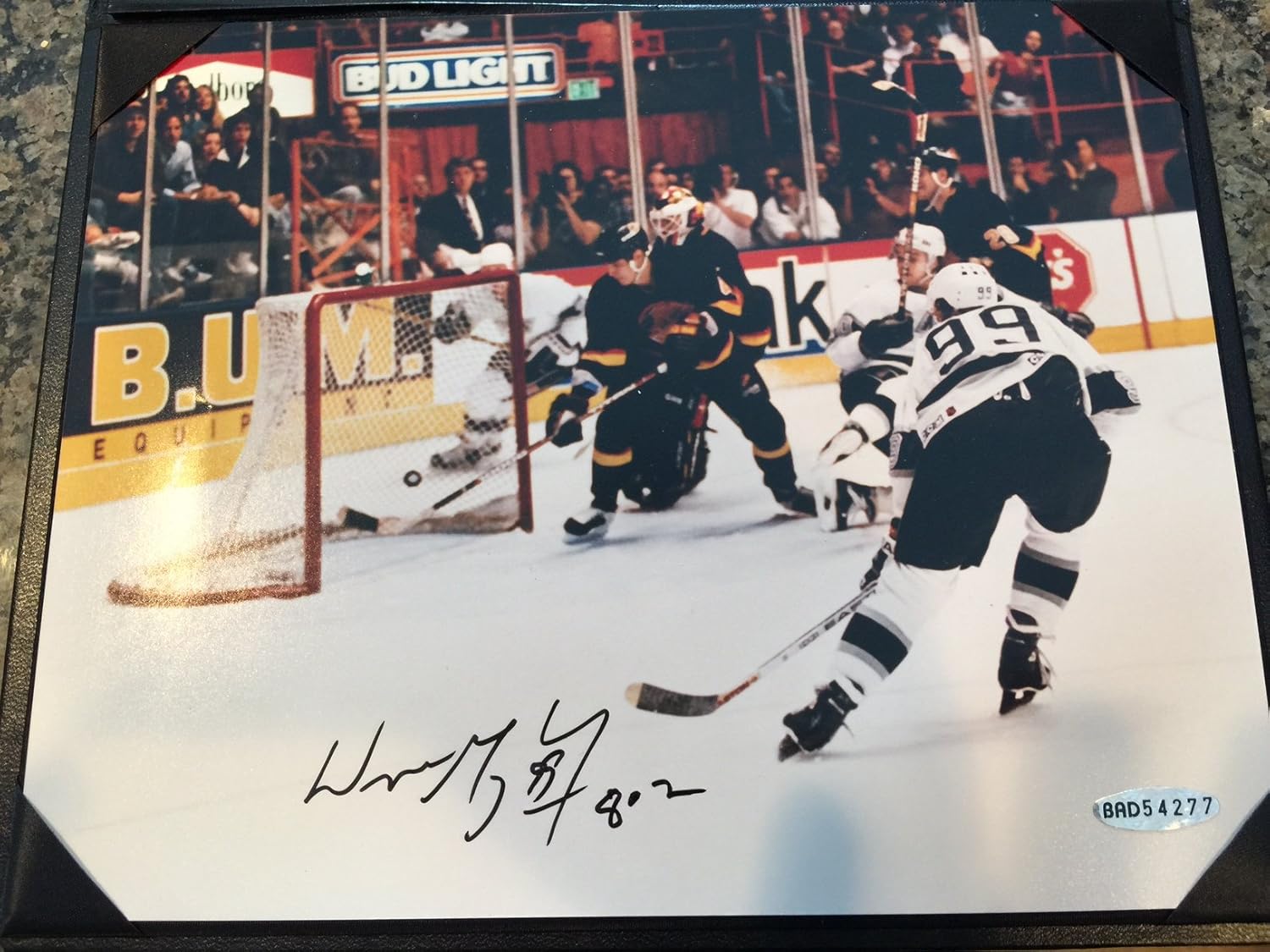 Autographed Wayne Gretzky Upper Deck Authenticated Signed 802 Goal 8x10 ...