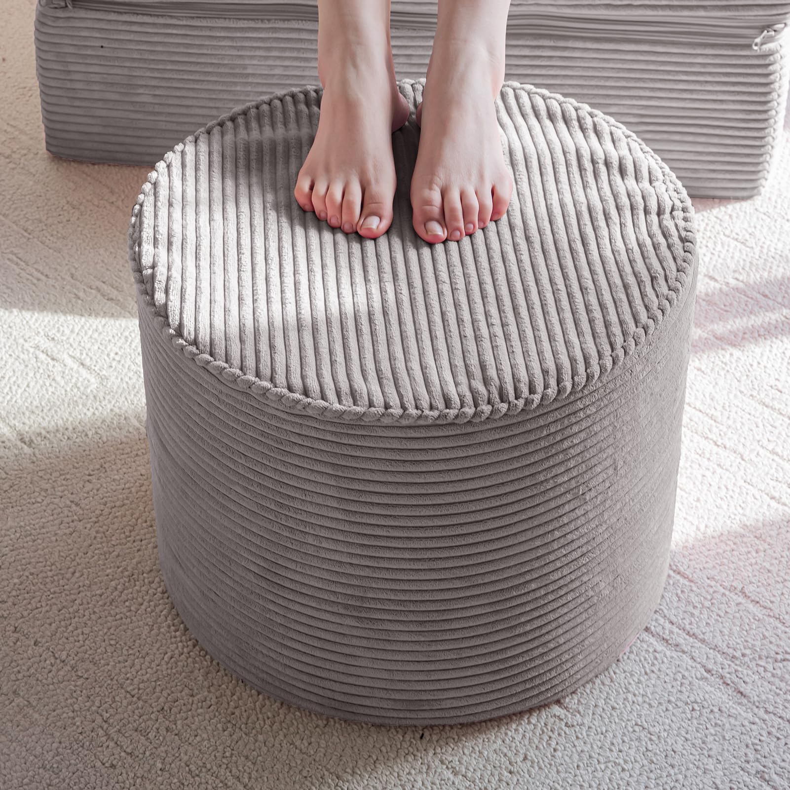 HIGOGOGO Round Stuffed Pouf Ottoman, Corduroy Poufs with High-Density ...