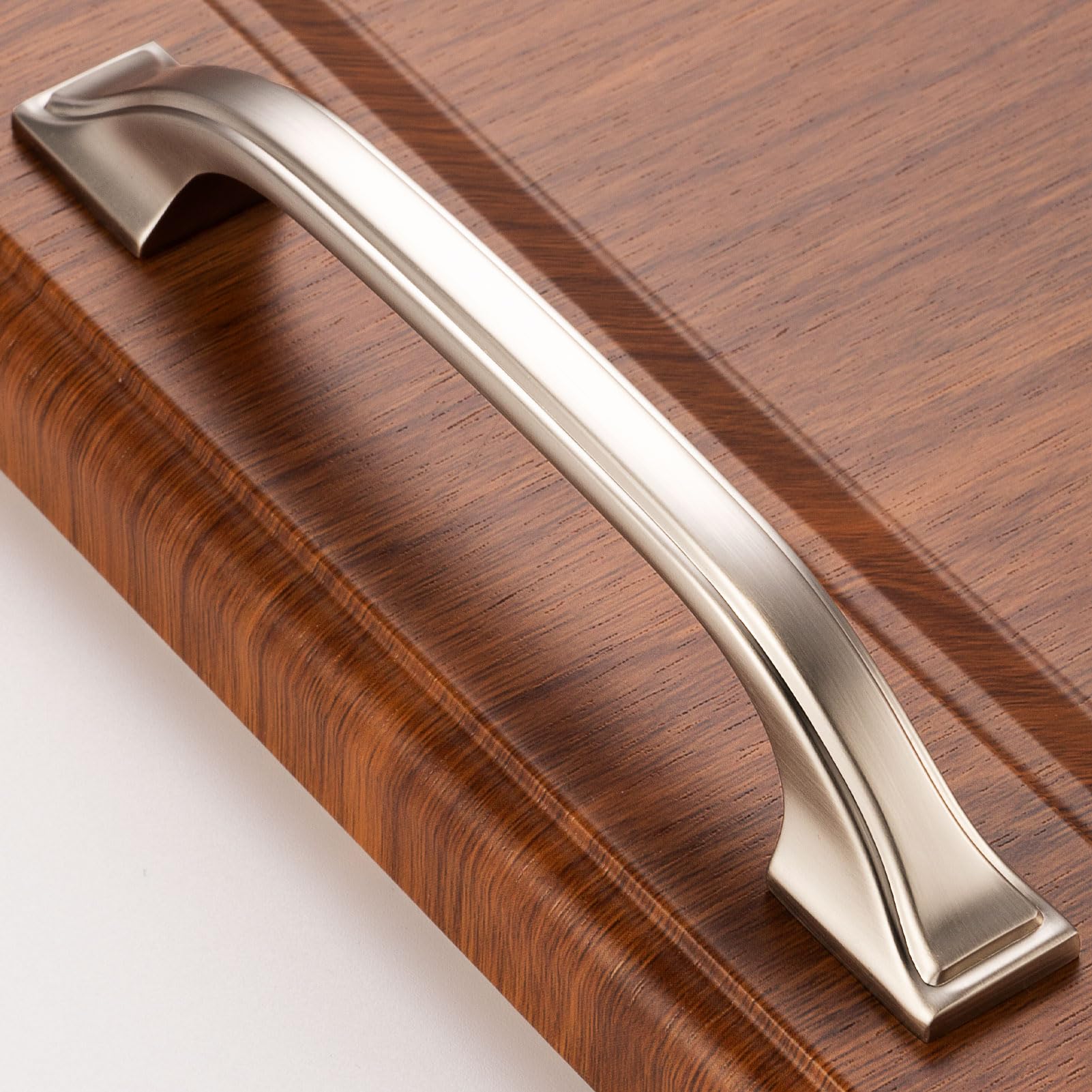 BEROSSA 3-3/4 Inch Screw Spacing, Brushed Nickel Footed Arch Pulls ...