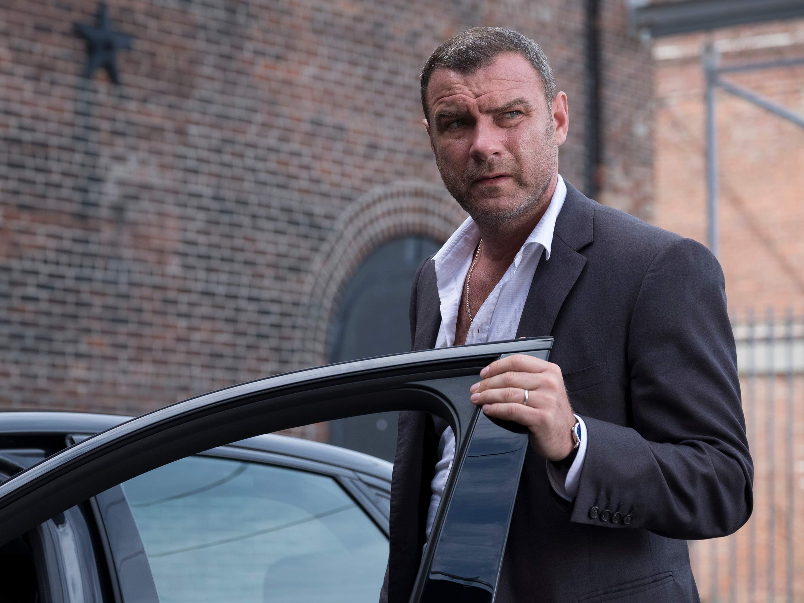 Watch Ray Donovan Season 6 | Prime Video
