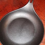 Amazon.com: Iwachu Iron Omelette Pan, Large: Omelet Pans: Kitchen & Dining