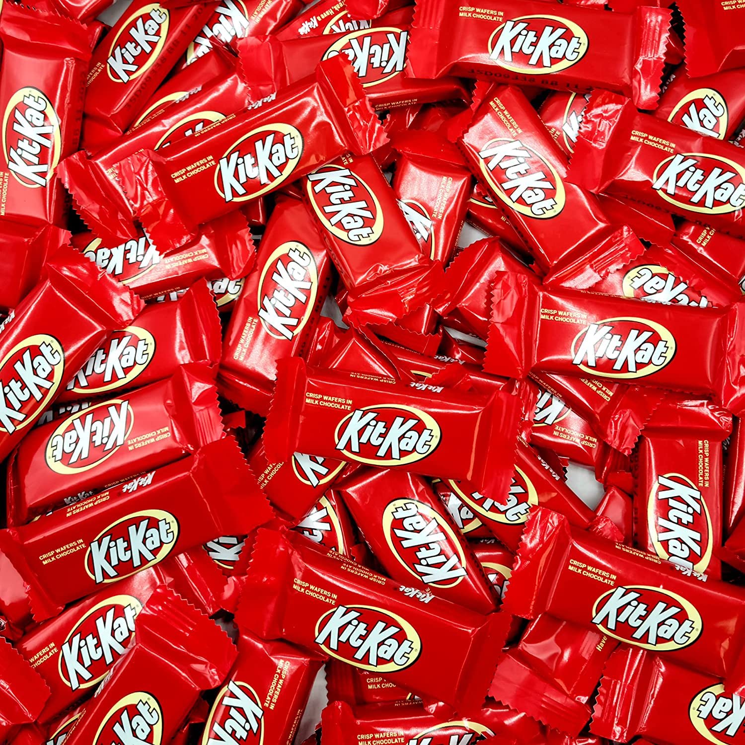 Mua Kit Kat Snack Size – Red Crisp Wafers Snack Size Milk Chocolate ...
