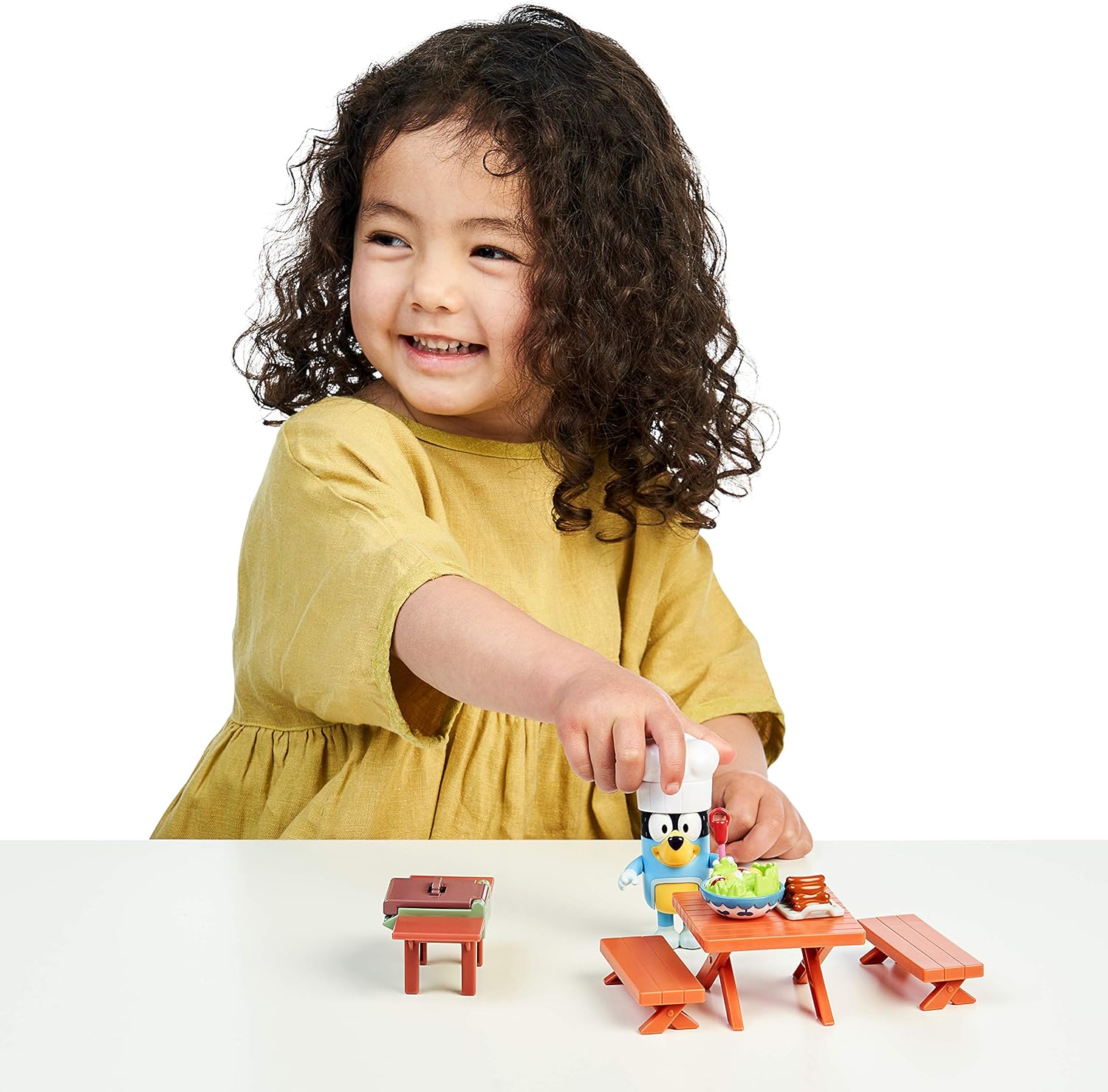 Bluey Dad Bandit’s Backyard BBQ Play Set Official Collectable 2.5 Inch ...