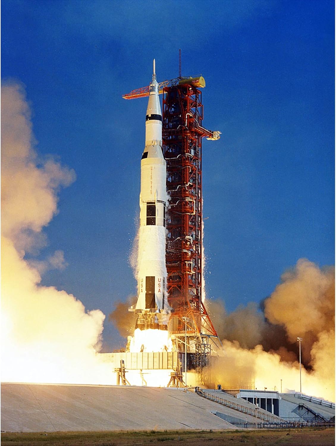 Amazon.com: Space NASA Apollo 11 Rocket Launch Lift Off Photo Extra ...