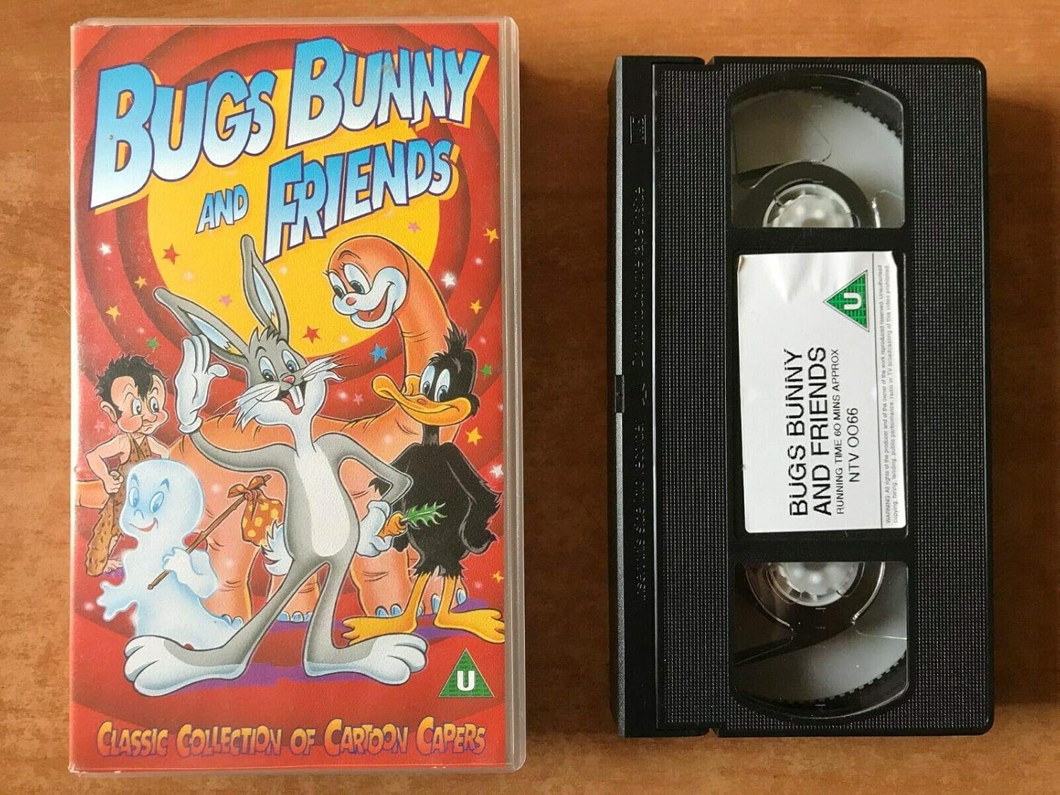 Bugs Bunny: Bugs Bunny And Friends - Classic Collection VHS: Amazon.ca: DVD