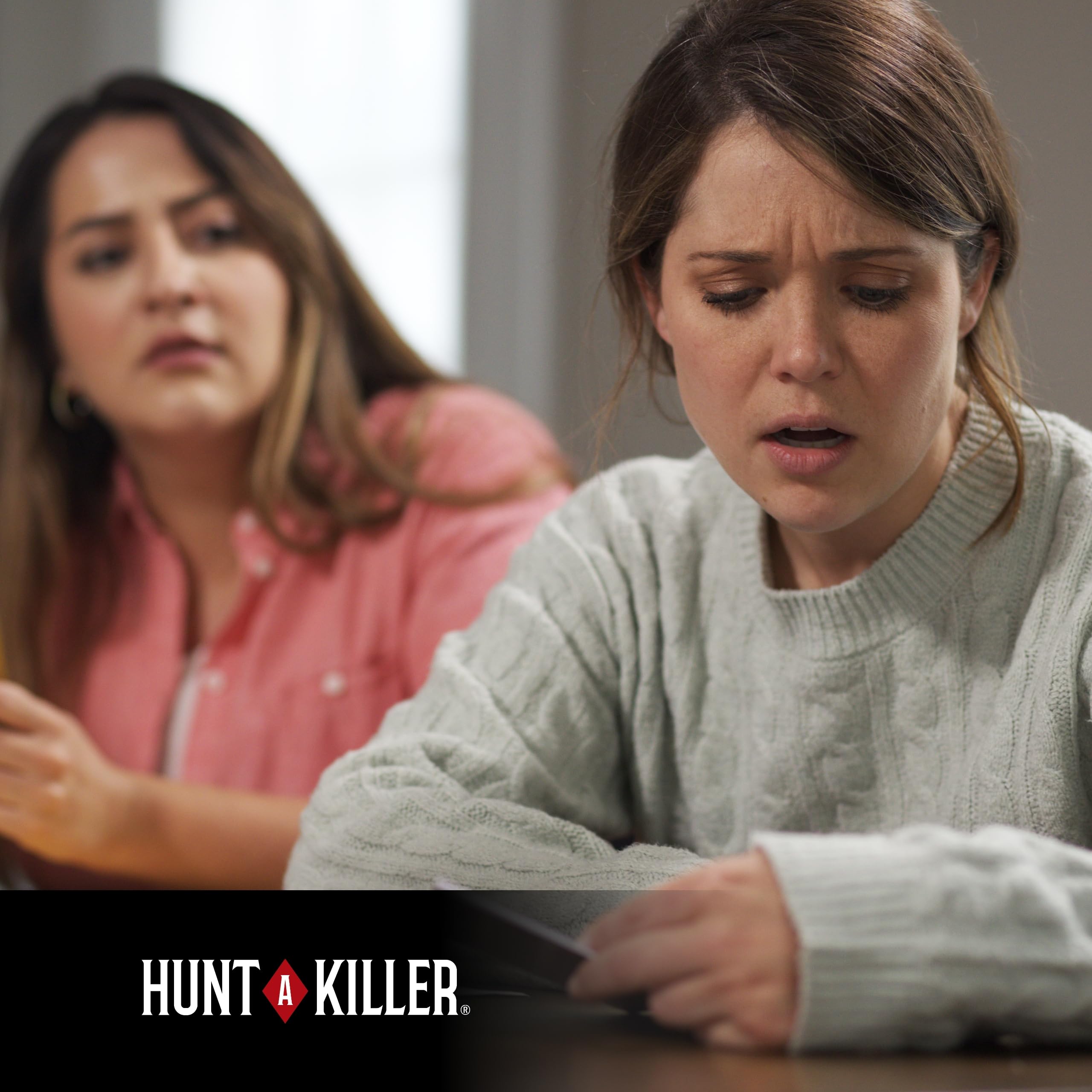 Mua Hunt A Killer Murder at The Motel, Immersive Murder Mystery Game -Take on The Unsolved Case ...