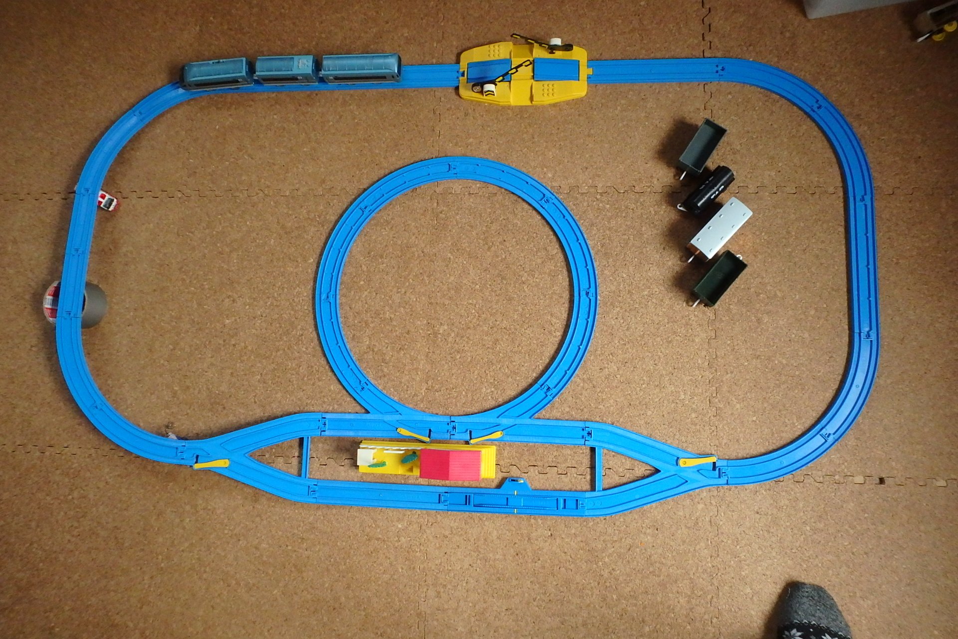 Mua Takaratomy Plarail Starter Rail Basic Set (TRAINS NOT INCLUDED ...