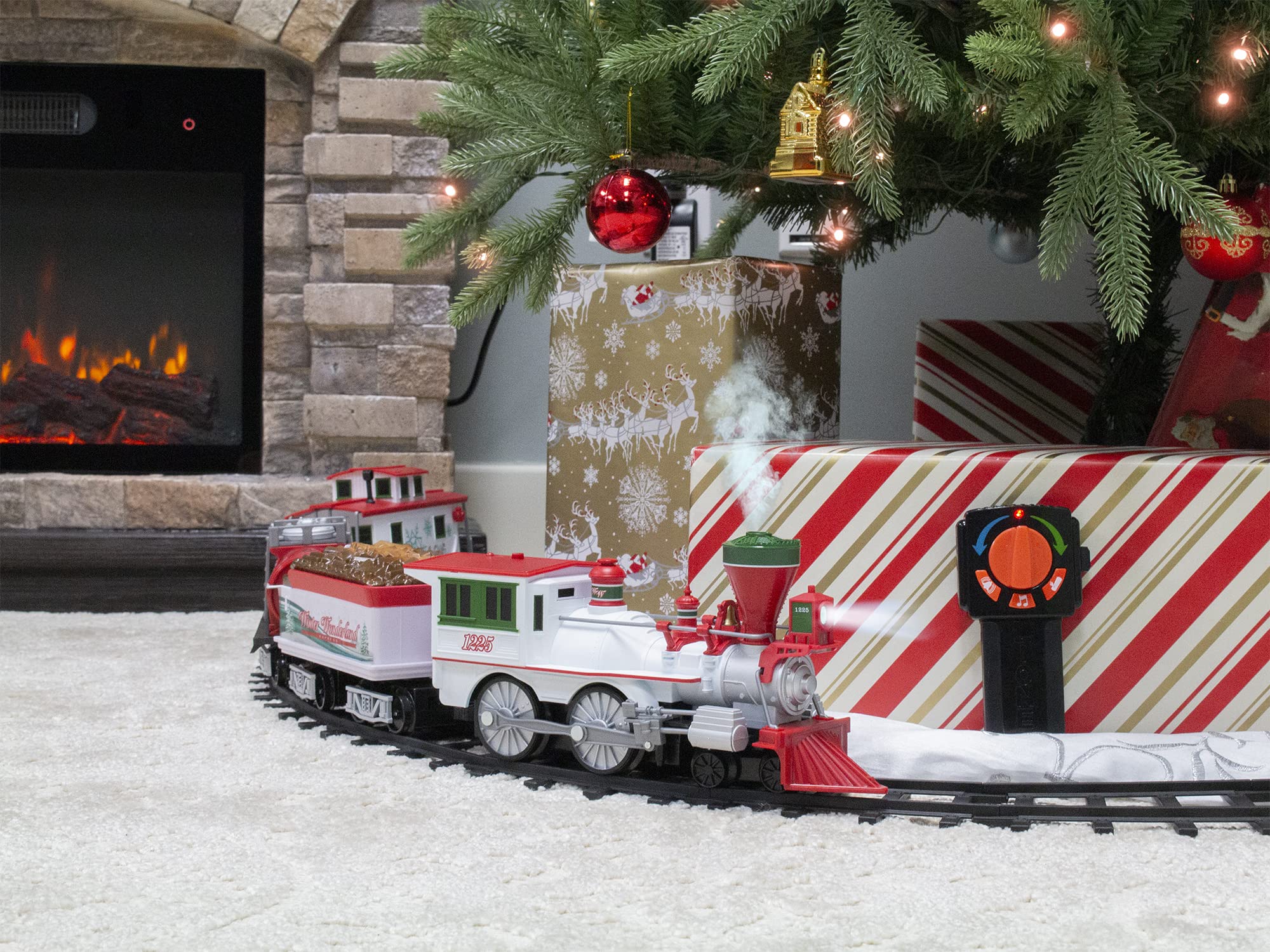 Mua Battery-Operated Winter Wonderland Express Toy Train Set with ...