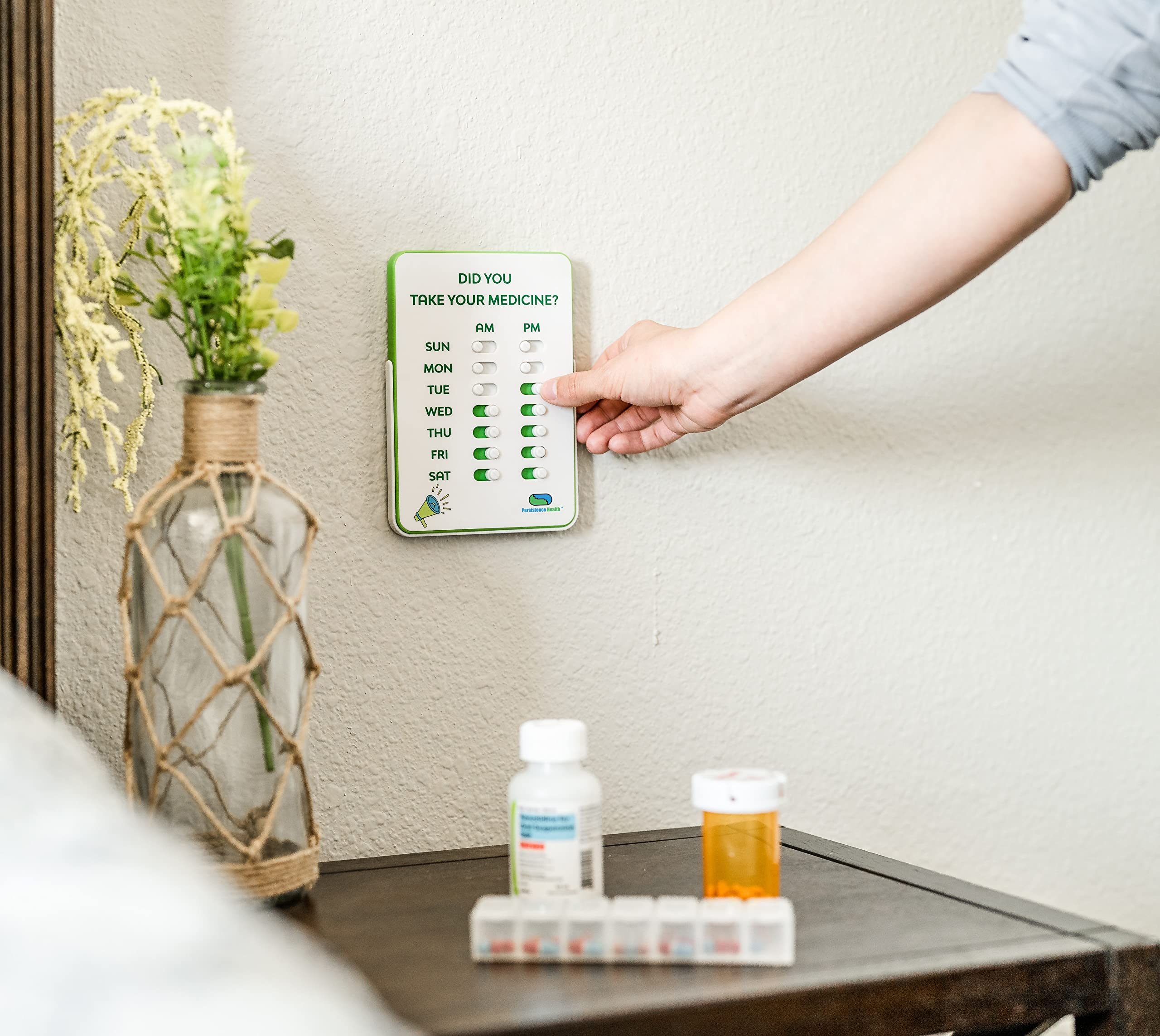 Mua Medication Tracker & Pill Reminder | Visual Reminder Alarm | 7 Day ...