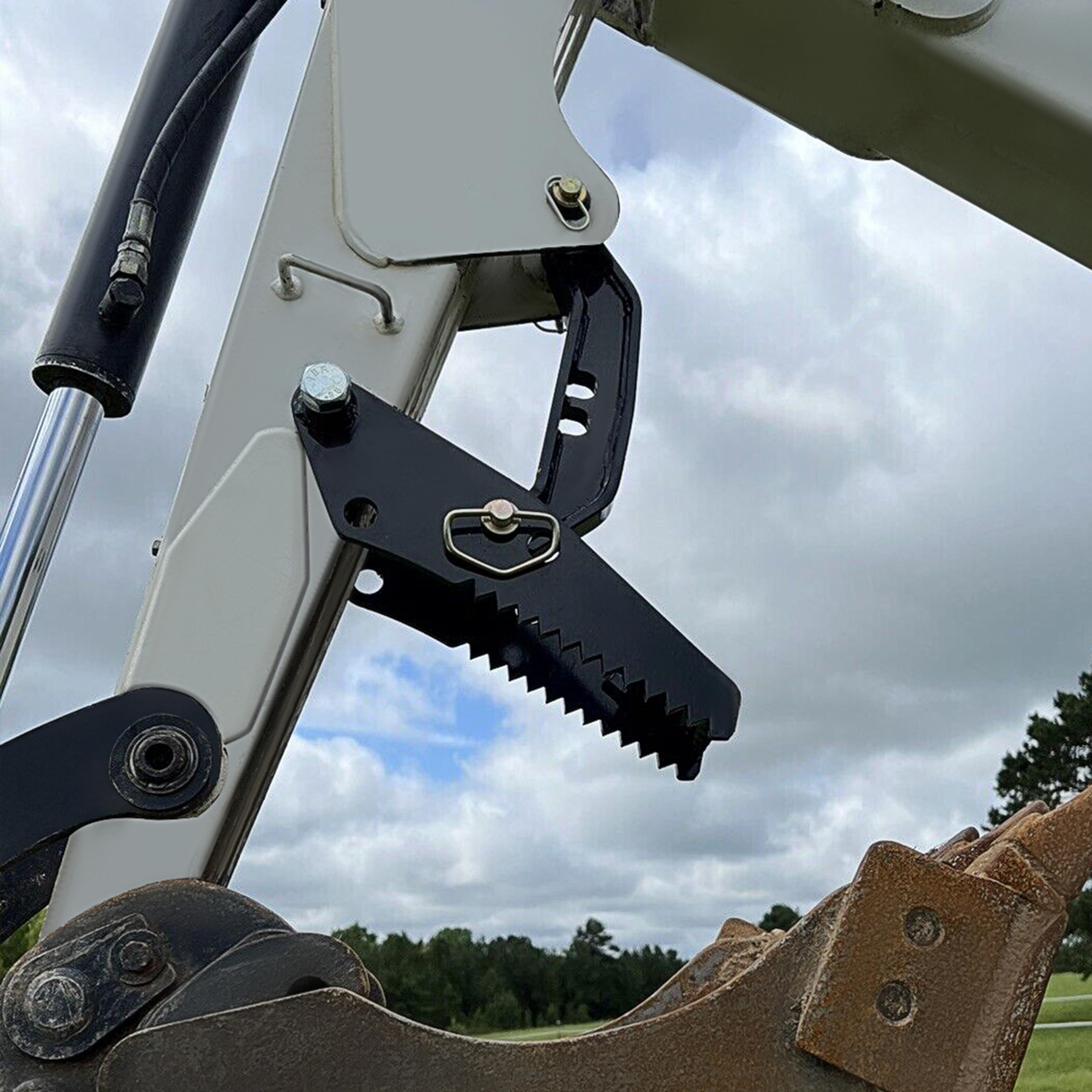 Mua Backhoe Thumb Excavator Bolt On Universal Claw Tractor Attachment ...