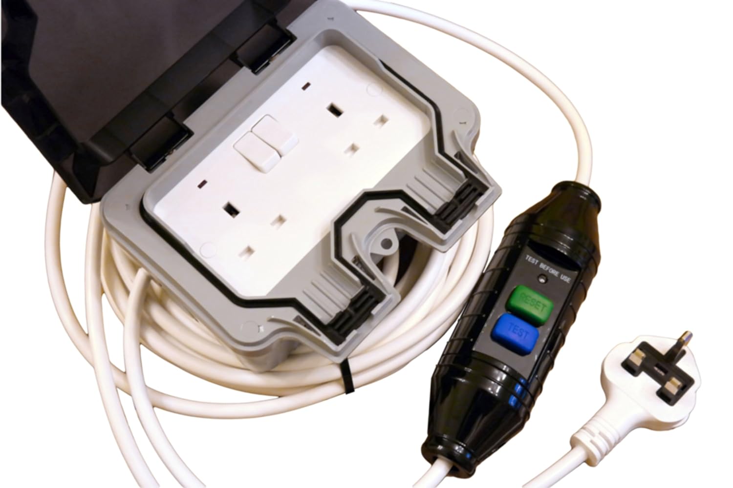 Made in Britain 20m RCD Protected 13A plug to IP66: Amazon.co.uk ...