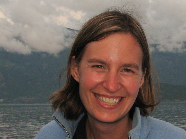 Slug Days: 1 (Slug Days Stories, 1) : Leach, Sara, Bender, Rebecca ...