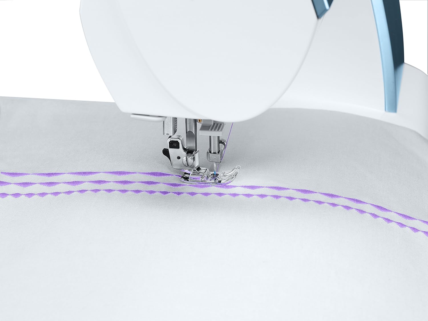 Singer Quantum 9985 Sewing Machine Including Accessories – BigaMart