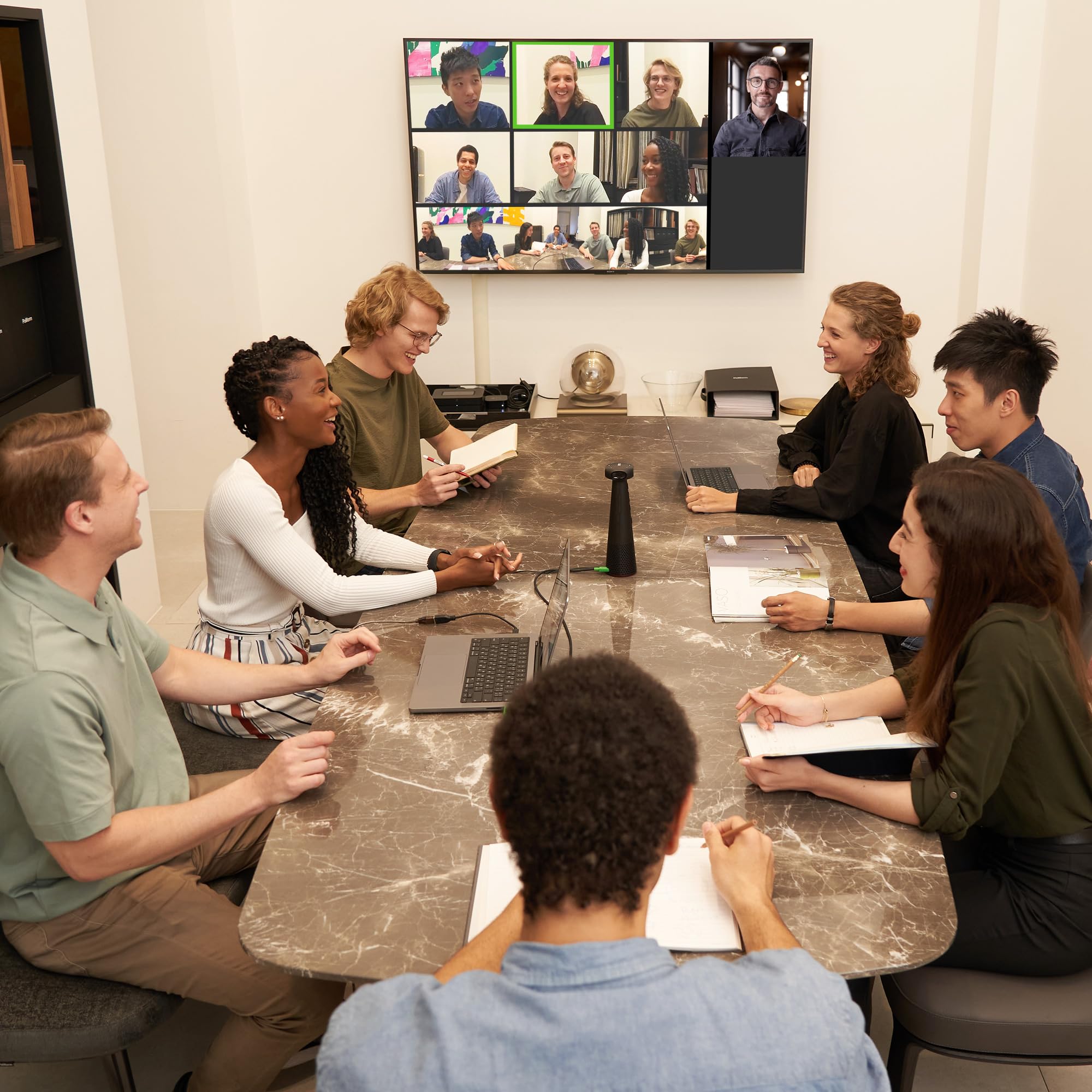 Mua Totem 360, Panoramic 360-Degree Conference Camera, USB-C Plug'n ...