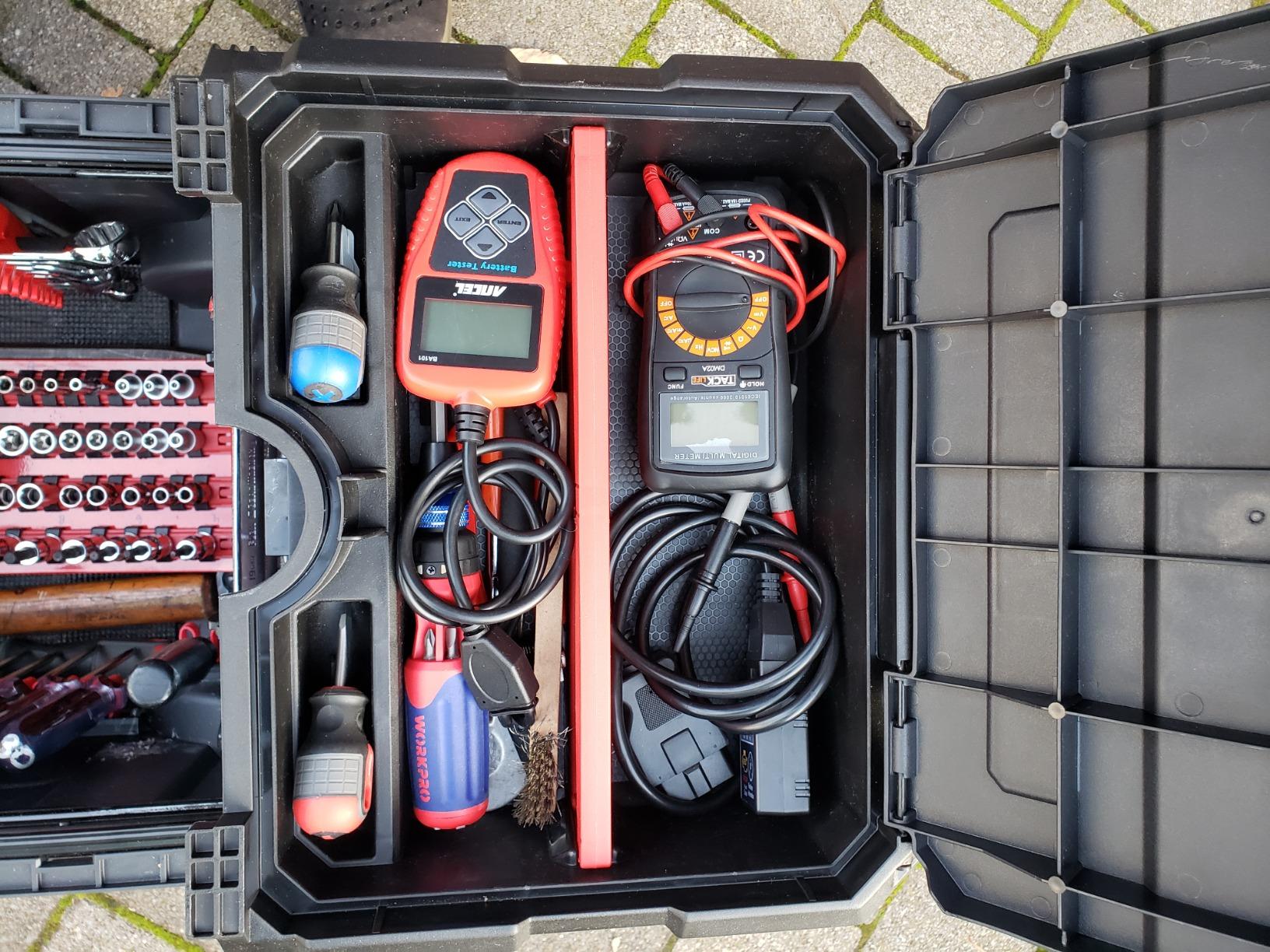 $23/mo - Finance Keter - 241008 Masterloader Resin Rolling Tool Box ...