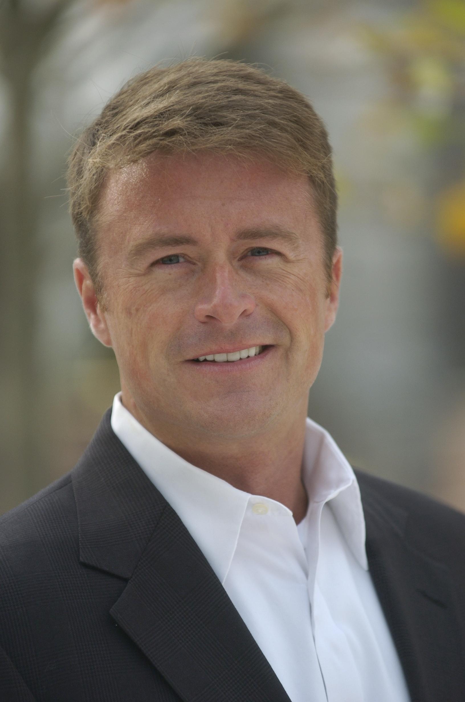 Jamie Smith – Audio Books, Best Sellers, Author Bio | Audible.com