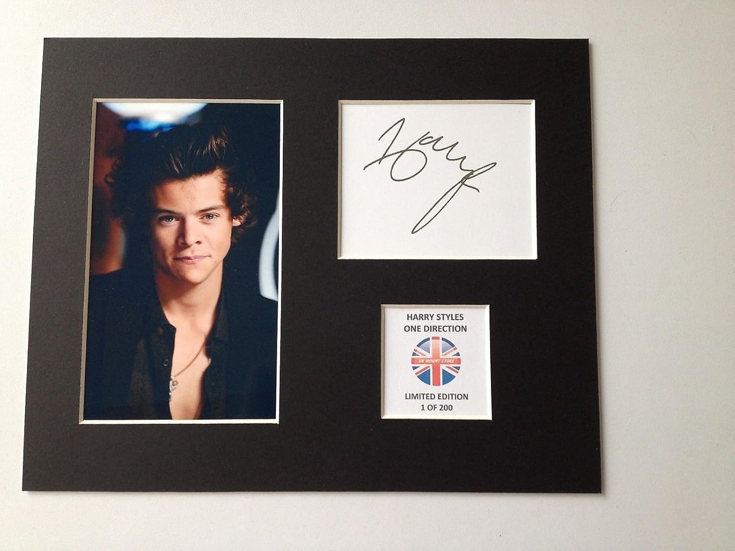 LIMITED EDITION HARRY STYLES SIGNED DISPLAY PRINTED AUTOGRAPH AUTOGRAPH ...