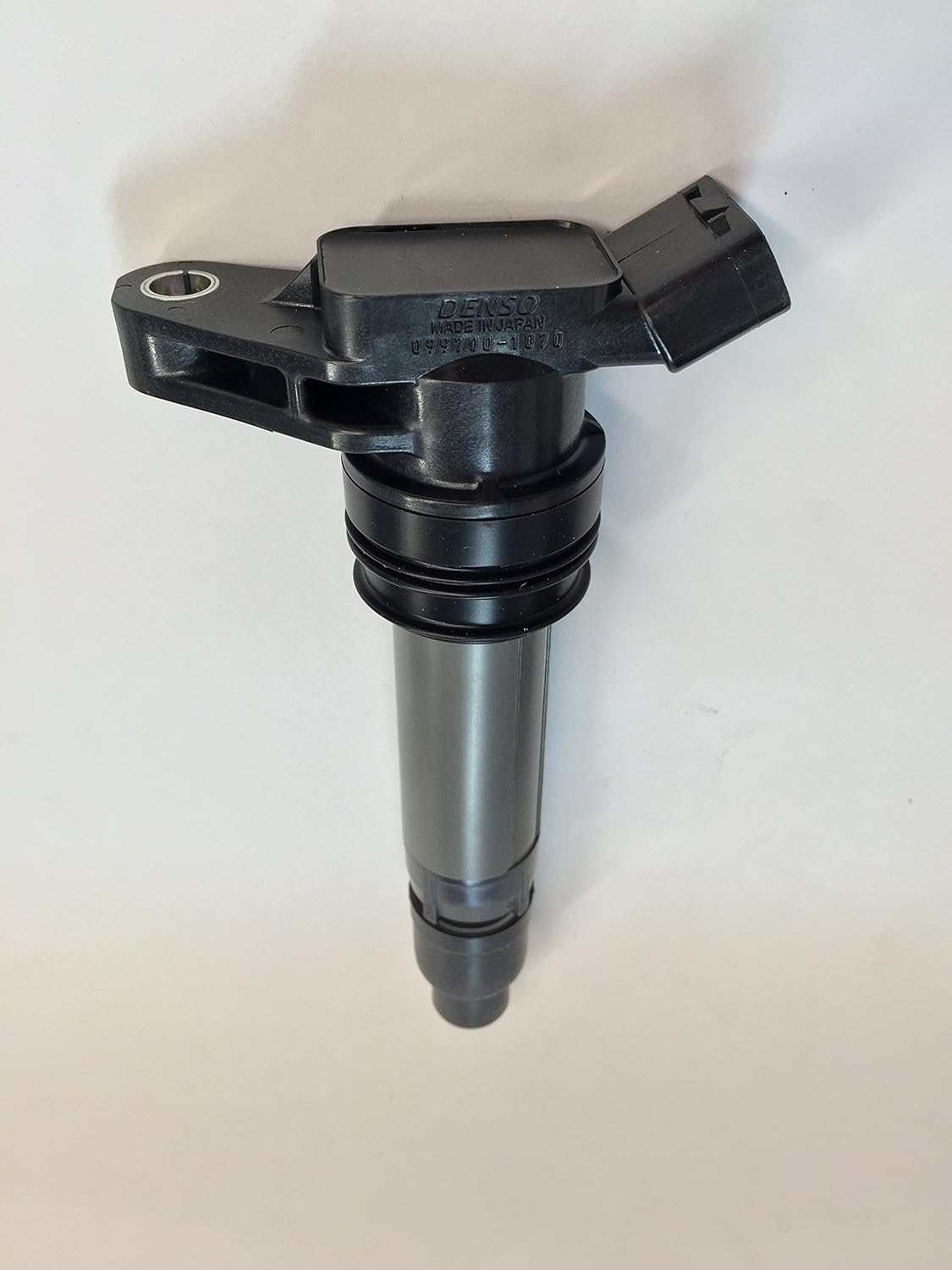 Car & Truck Parts Genuine Volvo Ignition Coil 30684245 Car & Truck ...